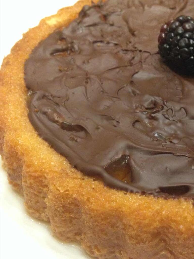 Giant Jaffa Cake - https://www.theslimmingfoodie.com/