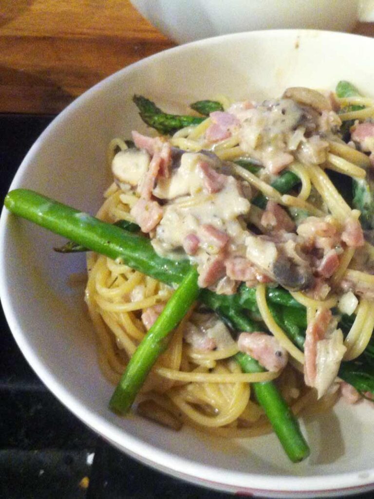 Creamy mushroom and bacon spaghetti with chilli griddled greens - The ...