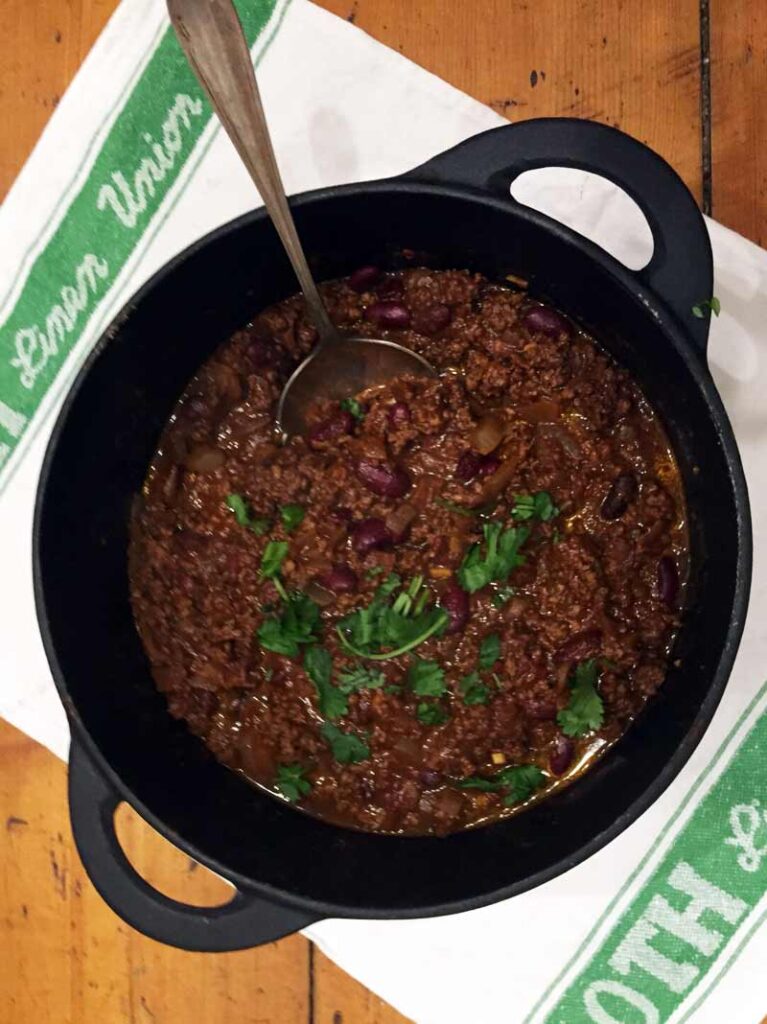 Hot ‘n’ smoky chilli con carne - The Slimming Foodie